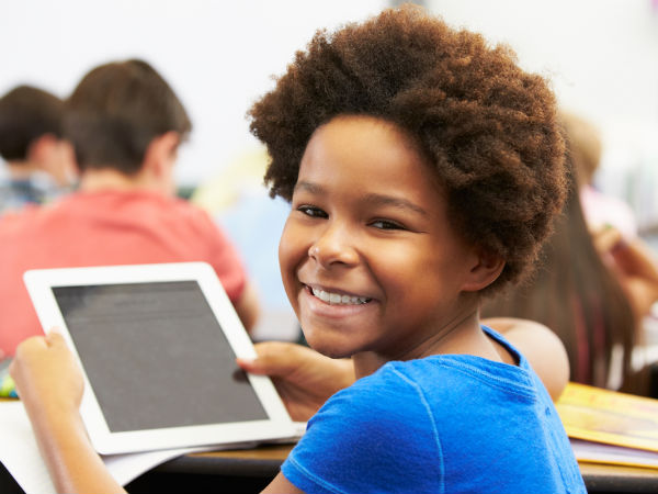 Should students be allowed to use digital gadgets in school? - Careerindia Should students be allowed to use digital gadgets in school? - Careerindia